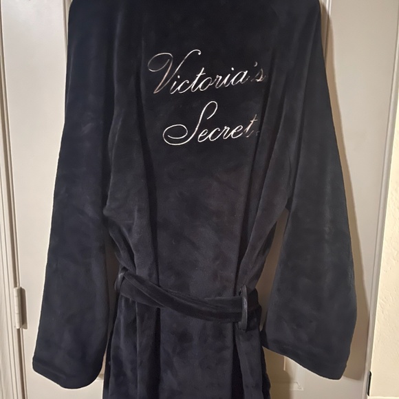 Victoria's Secret | Intimates & Sleepwear | New Victoria Secret Robe ...